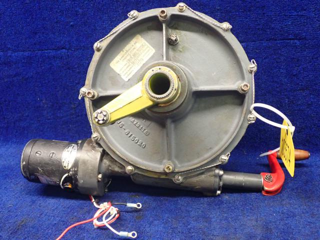 Beechcraft 95-810017-5 Main Landing Gear Retract Actuator Assembly